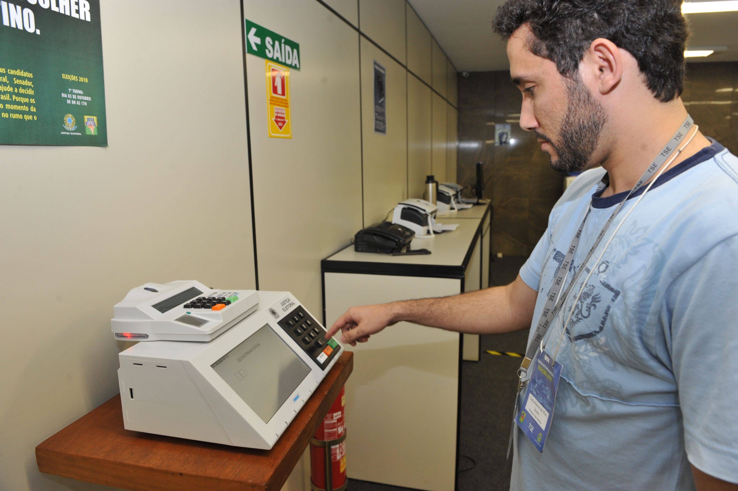 How E-Voting Can Boost Political Responsiveness - Democracy Technologies